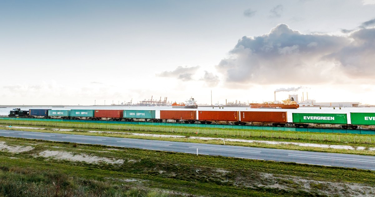 Rail freight between the Netherlands and Turkey | ColliCare Logistics